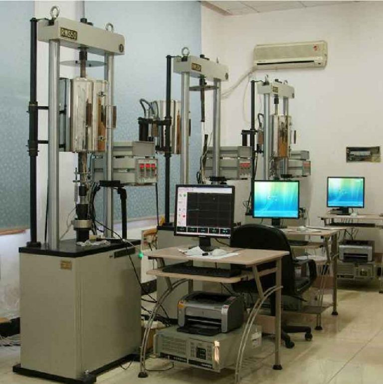 Compact tensile test equipment for 42CrMo steel low speed and heavy ...